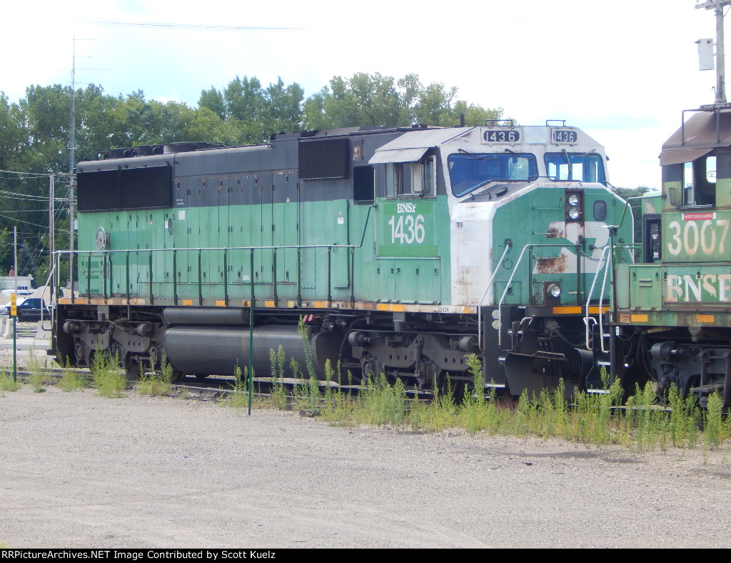 BNSF 1436
